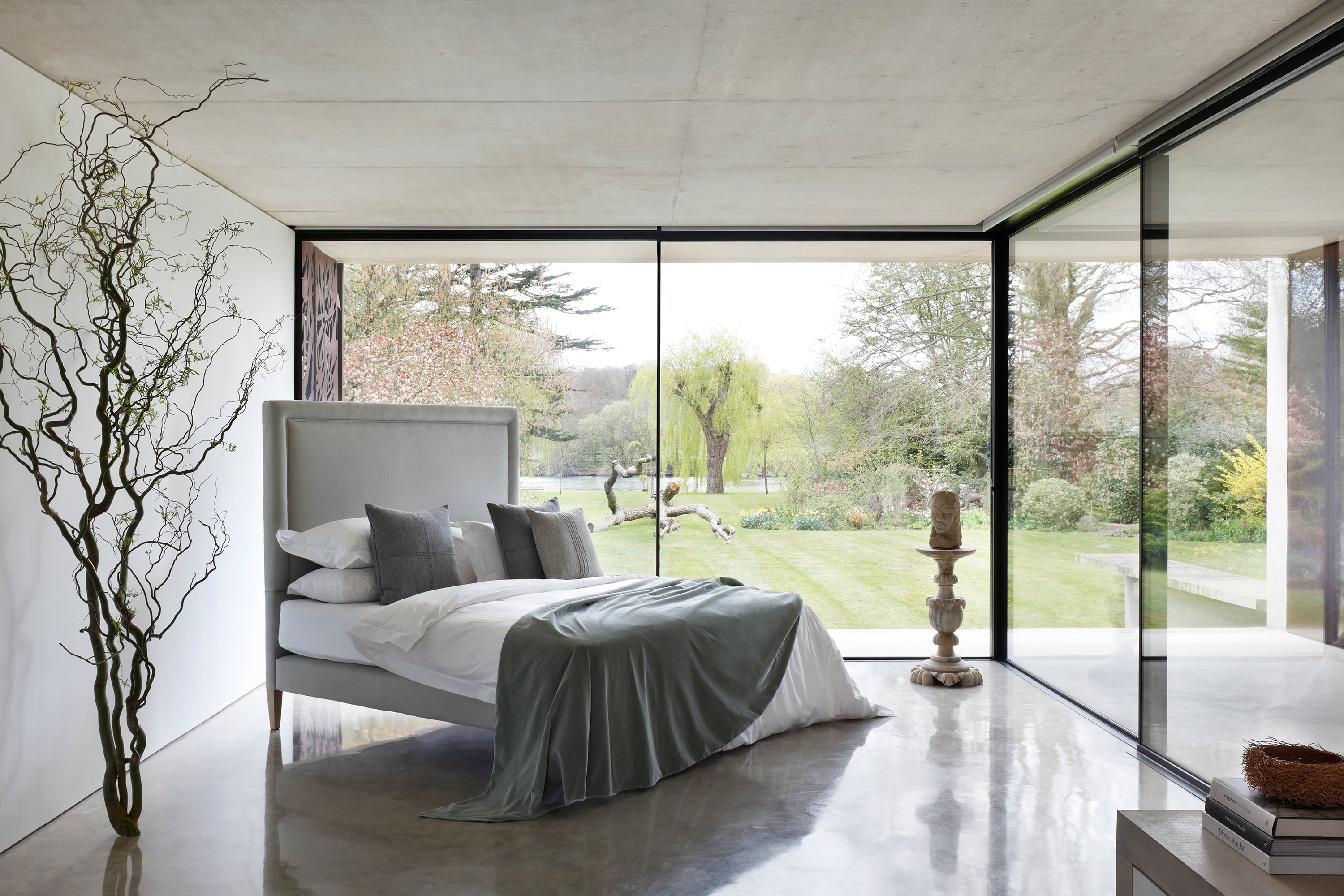 Classic Felix Bed Design | Plant-Based Comfort | Savoir Beds